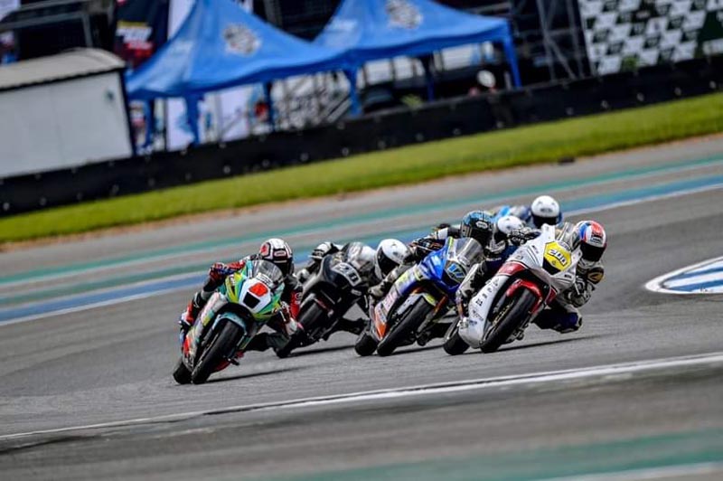 "R-Series Army" ตอกย้ำดีเอ็นเอความแรง กวาด 5 แชมป์ 12 โพเดี้ยม เปิด ...